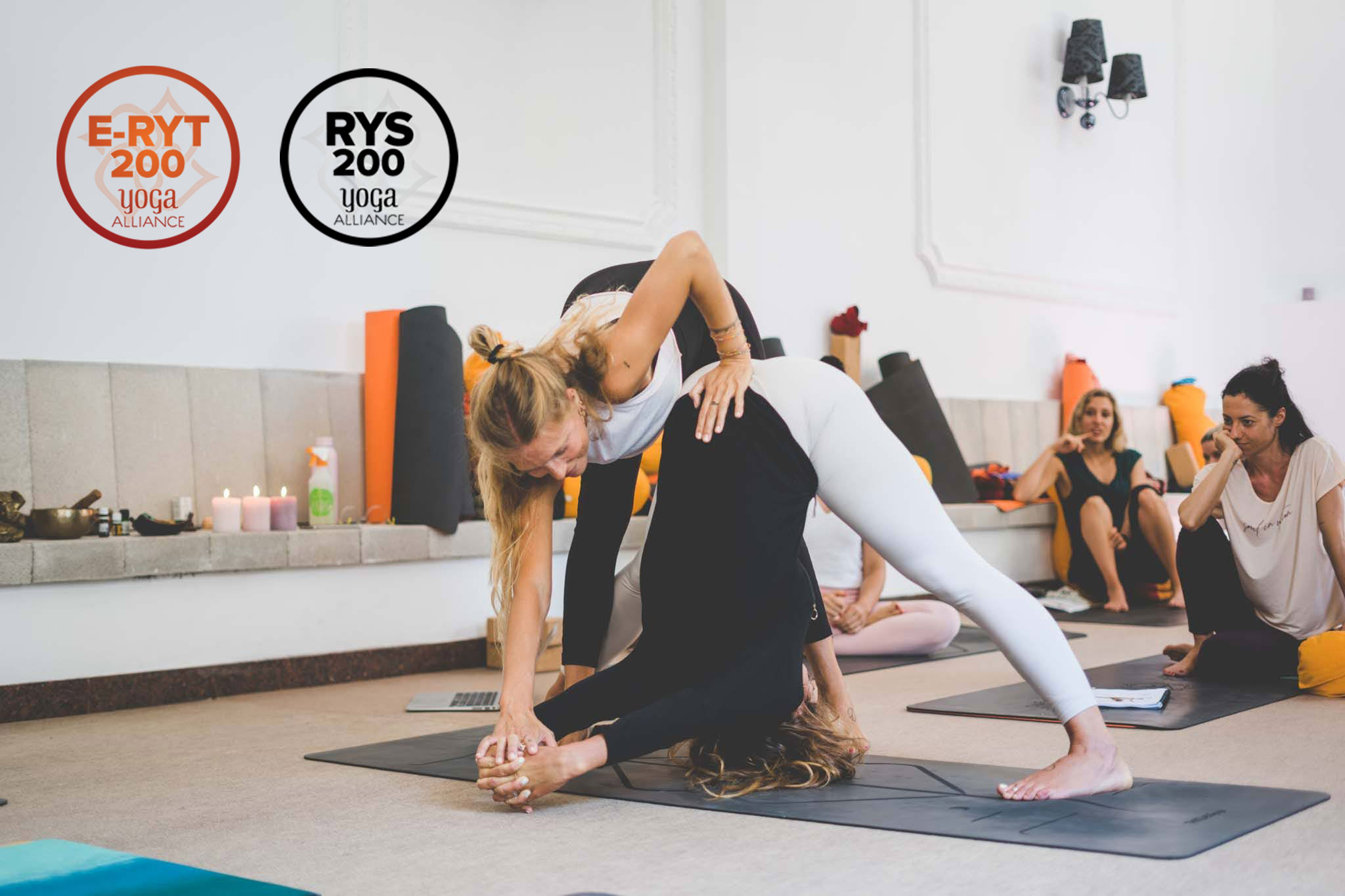 Clases De Yoga Online Formaci n Yoga Y Tienda THE CLASS
